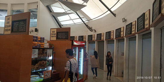 Warung Legendaris 9 Kampus Ternama
